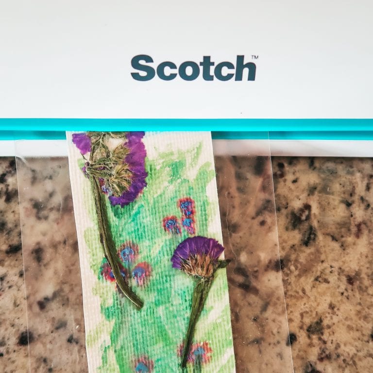 How to Make Laminated Flowers Bookmark - The Southerly Magnolia