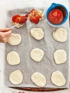 Mini Pizza Recipe for Kids - The Southerly Magnolia