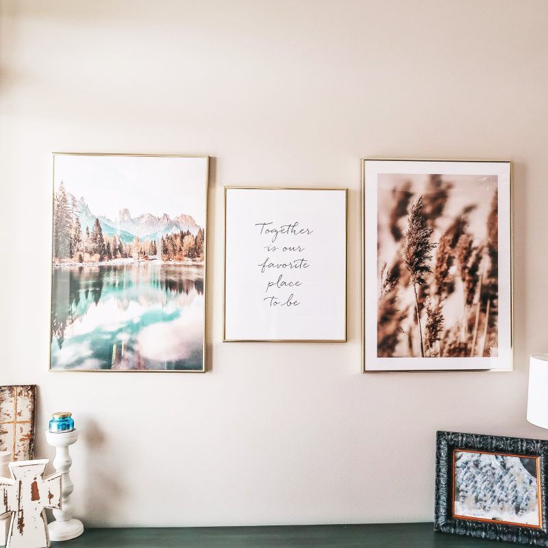Gold Gallery Wall Frame Ideas - The Southerly Magnolia