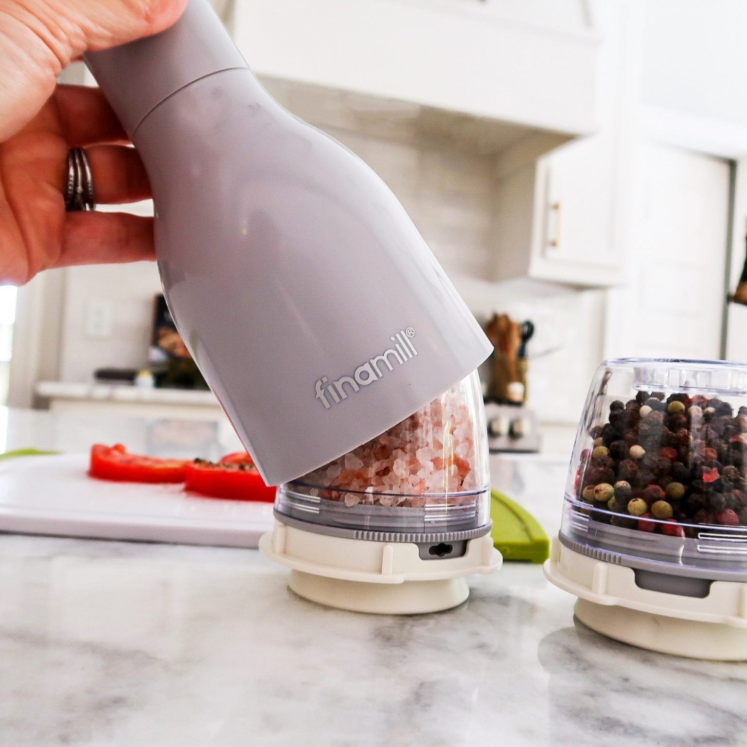 The Best and Easiest Way to Grind Spices. - The Southerly Magnolia